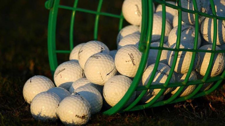 Kích Thước Bóng Golf Bao Nhiêu? Đặc Điểm Các Loại Bóng Golf